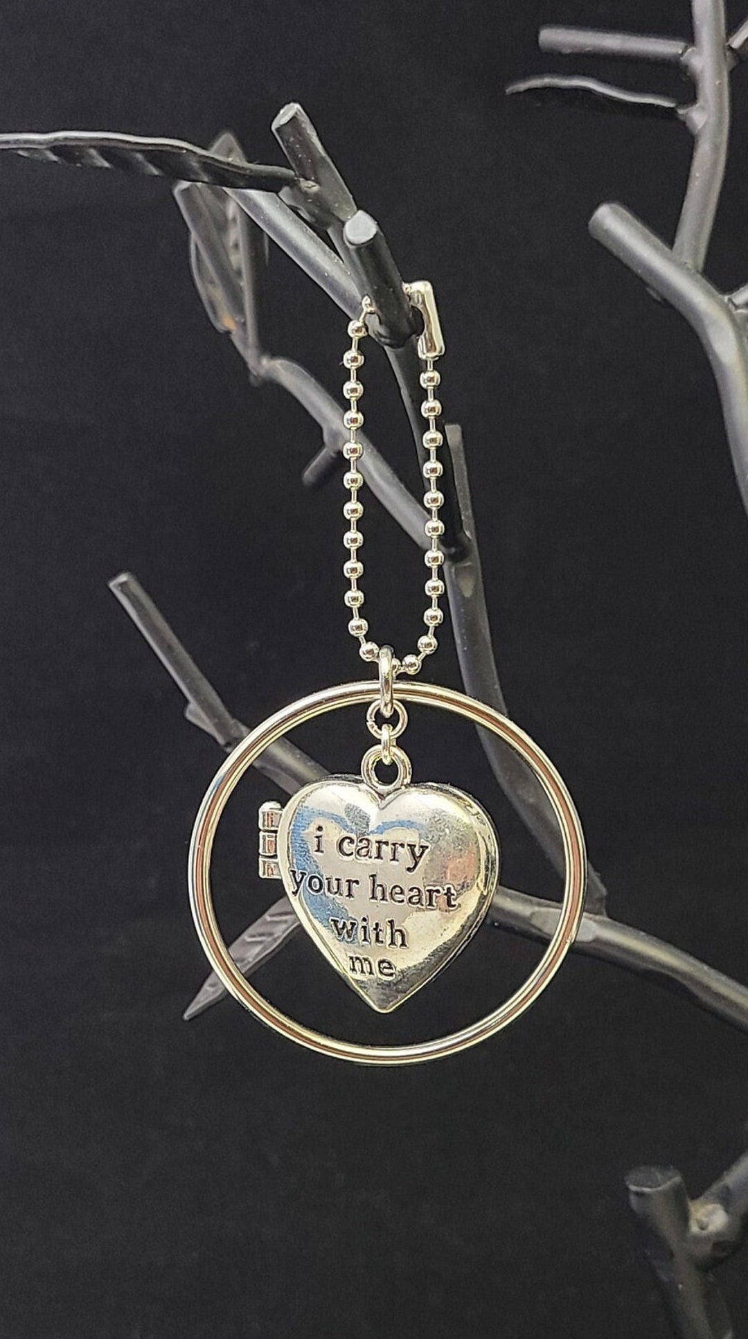 Metal Heart Locket With Magnetic Opening / "i Carry Your Heart With Me ...