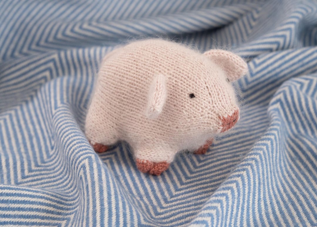 Little Pig - Hand Knitted Piglet in Cashmere Yarn - Etsy