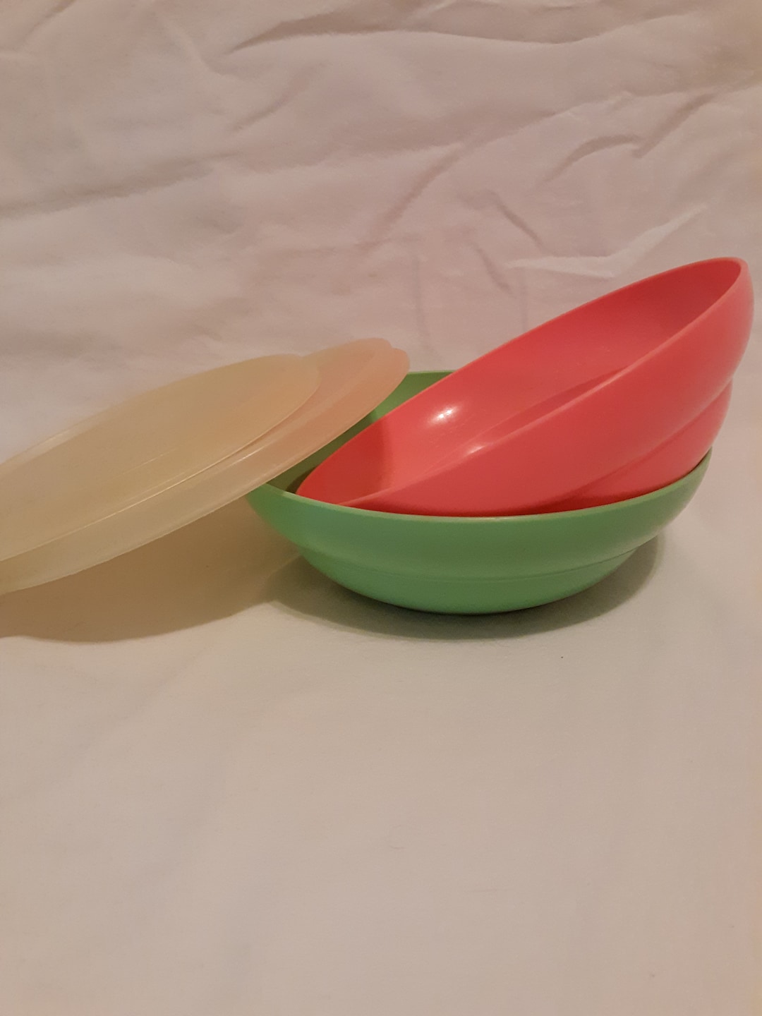 Set of Two Vintage Tupperware Cereal Bowls With Lids Green and Pink - Etsy