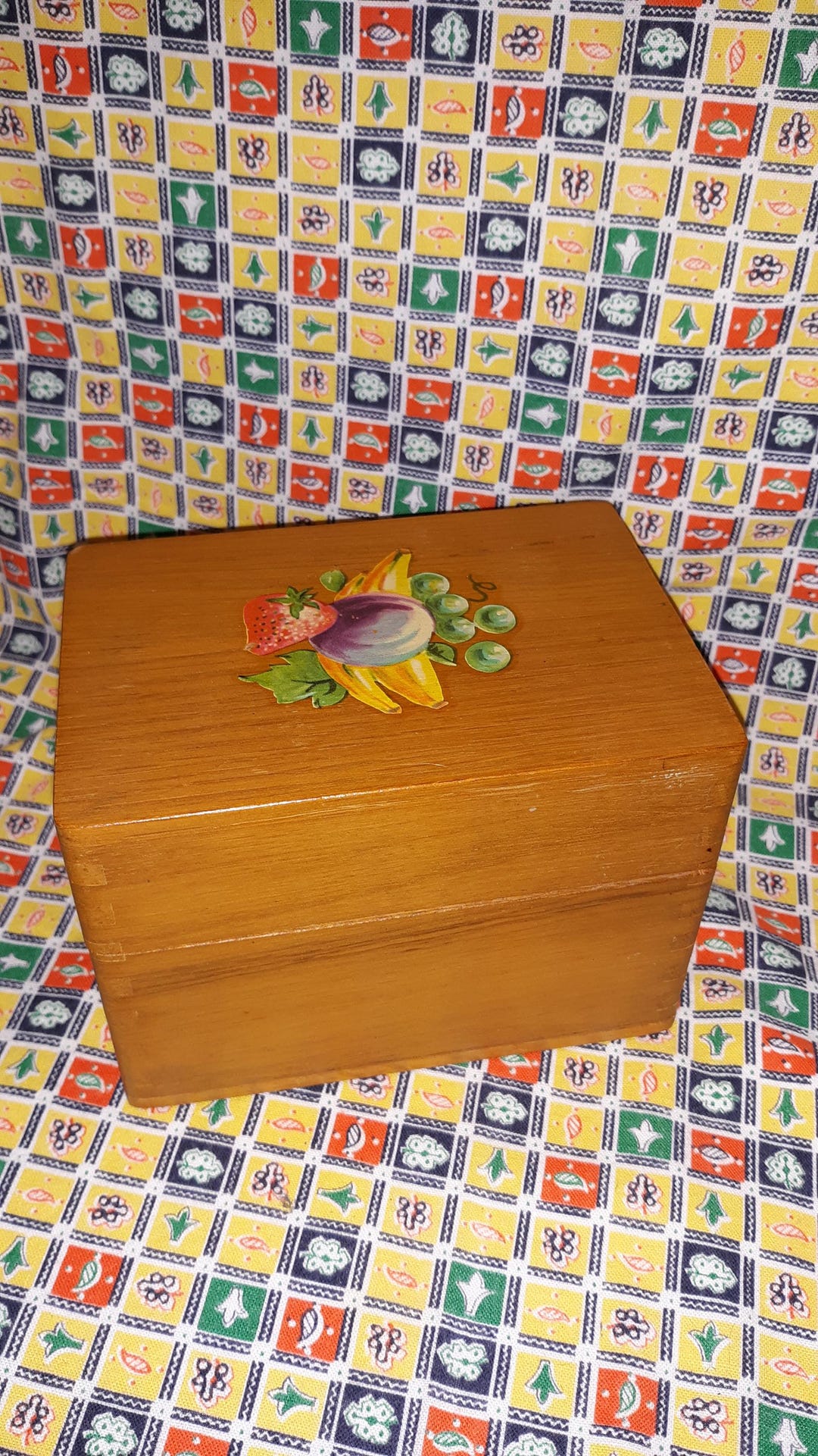 Vintage Dovetailed Recipe Box With Fruit Decal on Top - Etsy
