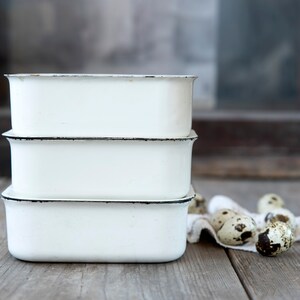 Vintage White Enamel Dish, Refrigerator Box, Container With Lid, White ...
