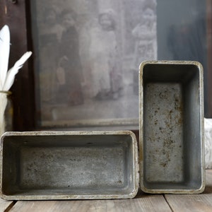 Vintage Bread Tin – Rustic Metal Baking Mold for Farmhouse Bakeware ...