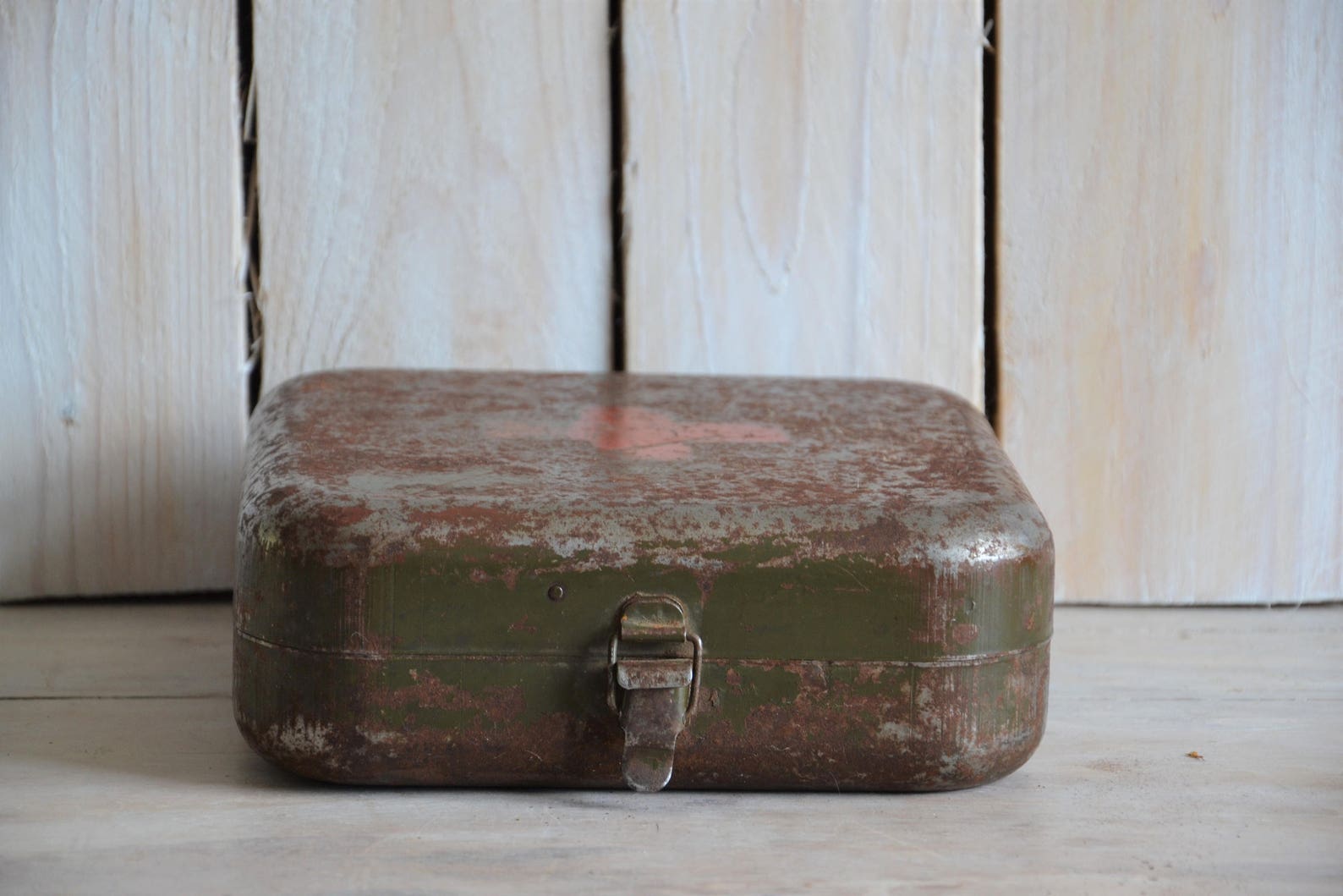 Vintage Medical Box Red Cross Medicine Box Vintage Doctor - Etsy