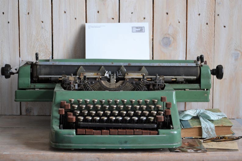 Antique Typewriter Desktop Typing Machine Old Green - Etsy
