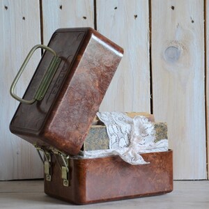 Bakelite Box, Brown Marbled Bakelite Chest, Old Memory Box, Storage Box ...