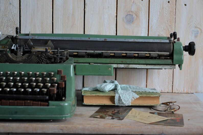 Antique Typewriter Desktop Typing Machine Old Green - Etsy