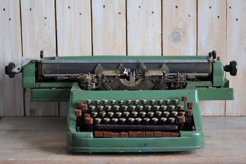 Antique Typewriter Desktop Typing Machine Old Green - Etsy