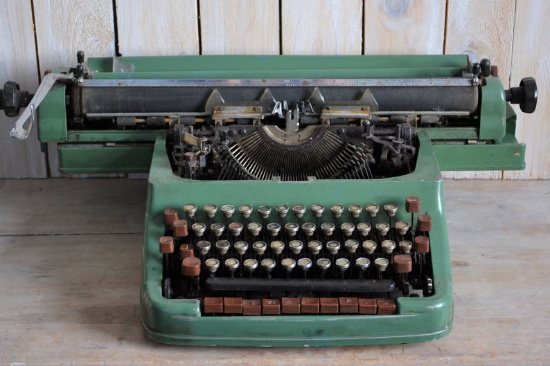 Antique Typewriter Desktop Typing Machine Old Green - Etsy
