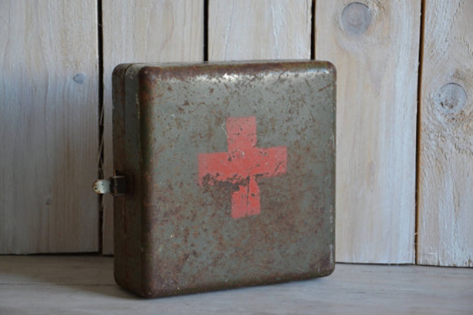 Vintage Medical Box Red Cross Medicine Box Vintage Doctor - Etsy