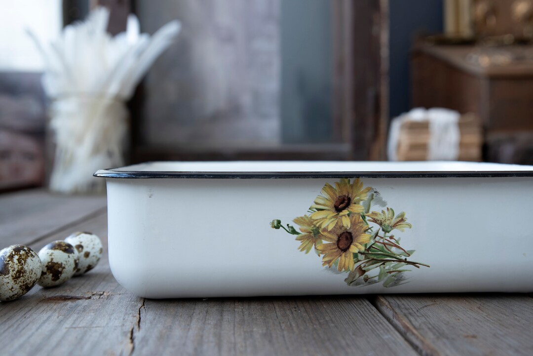 Vintage White Enamel Dish, Refrigerator Box, Container With Lid, White ...