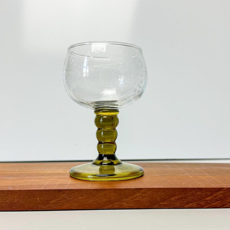 Green Cordial Wine Glasses - Etsy UK