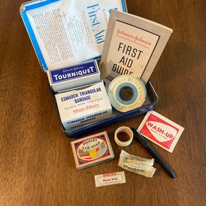 Vintage Johnson & Johnson First Aid Autokit With Contents / 1960s ...