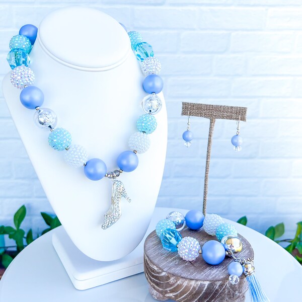 Cinderella Glass Slipper Necklace - Etsy