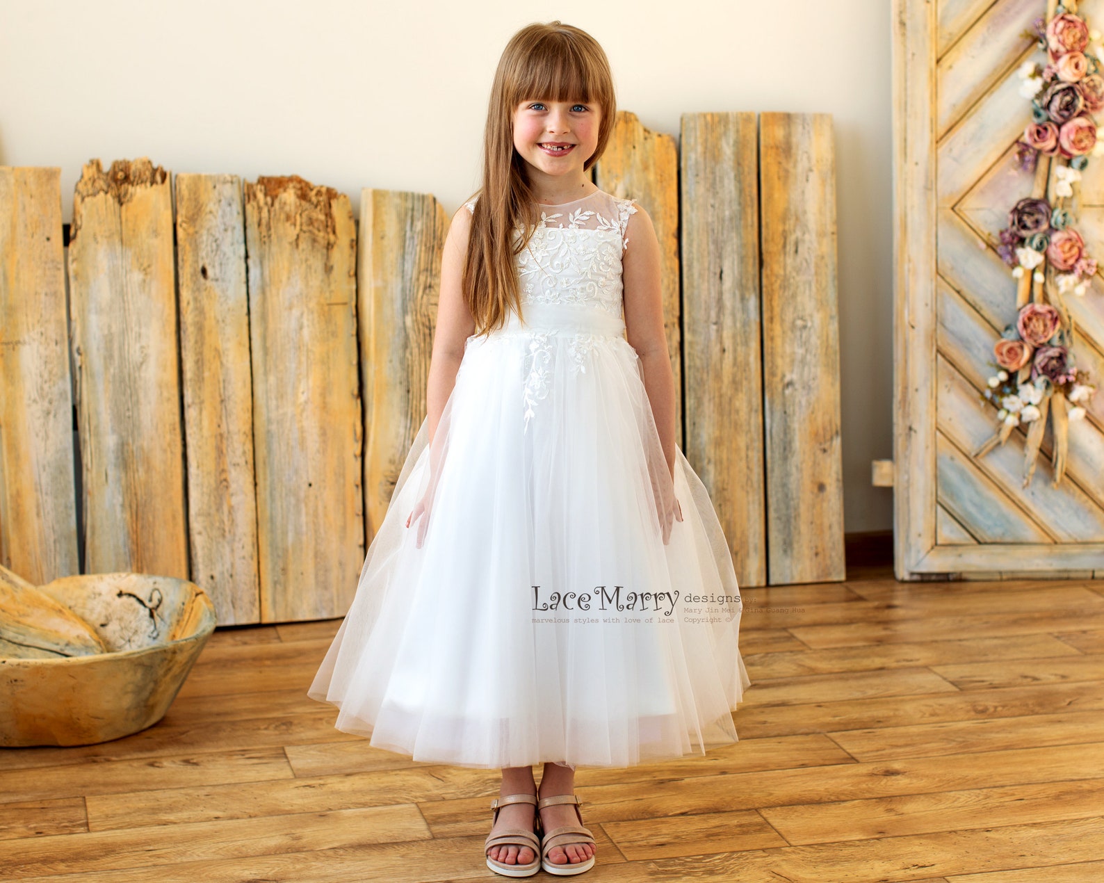 EMMA / Lovely Flower Girl Dress With Ivory Flower Appliques - Etsy