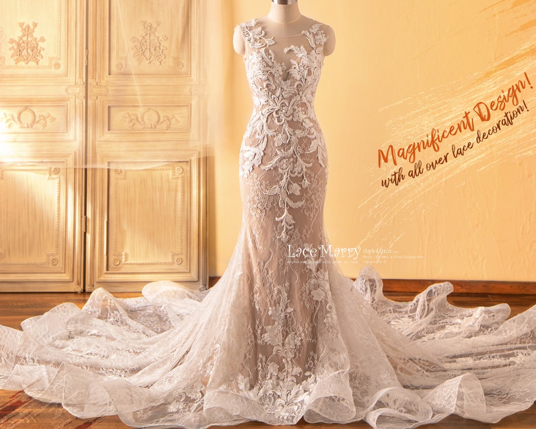 LYDIA / Lydia Ivory Lace Wedding Dress: Fitted Bridal Gown With Long ...