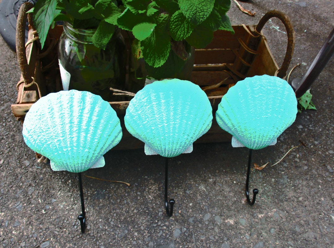 Wall Hooks, Sea Shell Hooks, Resin Shell Design, Bath Decor, Wall Decor ...