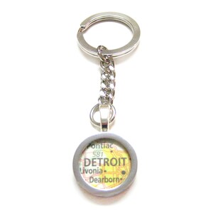 Detroit Michigan Map Pendant Keychain - Etsy