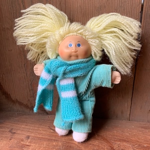 Vintage Cabbage Patch Mini Doll, 5.5 Blonde Hair Soft Body Doll, Winter Clothes, Collectible - Etsy