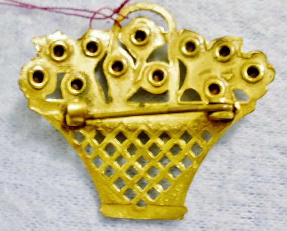 Brass Basket Brooch / Victorian Style with C Clasp / … - Gem