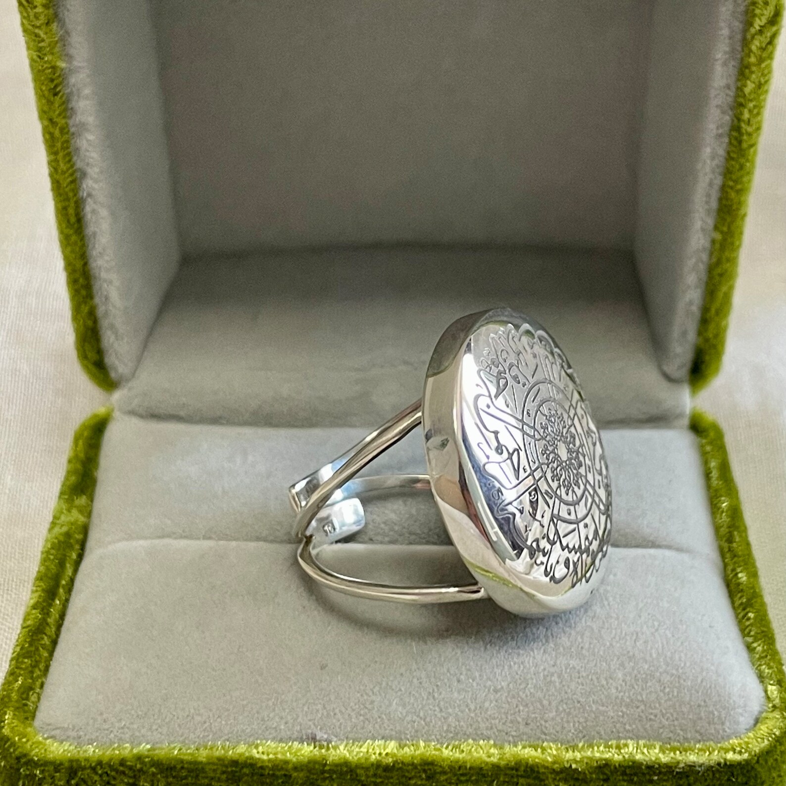 Arabic Calligraphy Bahá'í Burial Ring - Etsy