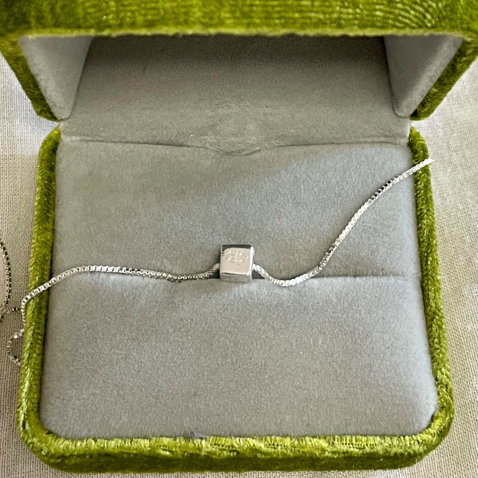 The Cube Bahá'í Necklace Ringstone Symbol and Greatest Name - Etsy