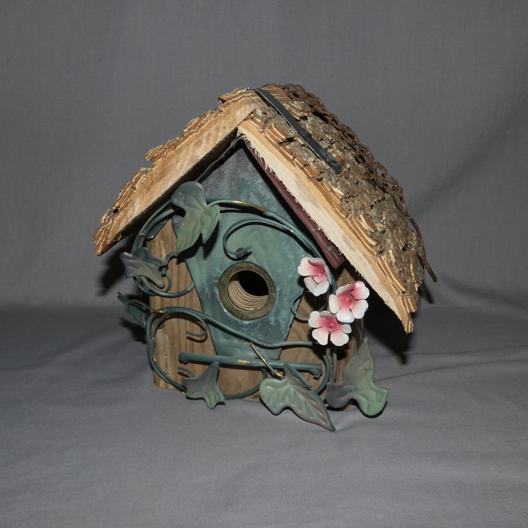 Hand Crafted Rustic Wood Bird House, Functional Bird House, Decorative ...