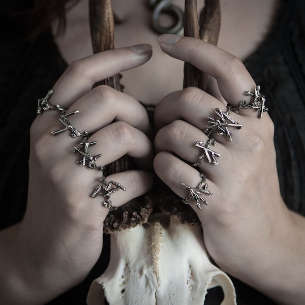 Witchcraft Ring - Etsy