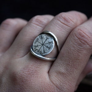 Vegvisir ring of sterling silver Viking compass Futhark rune | Etsy