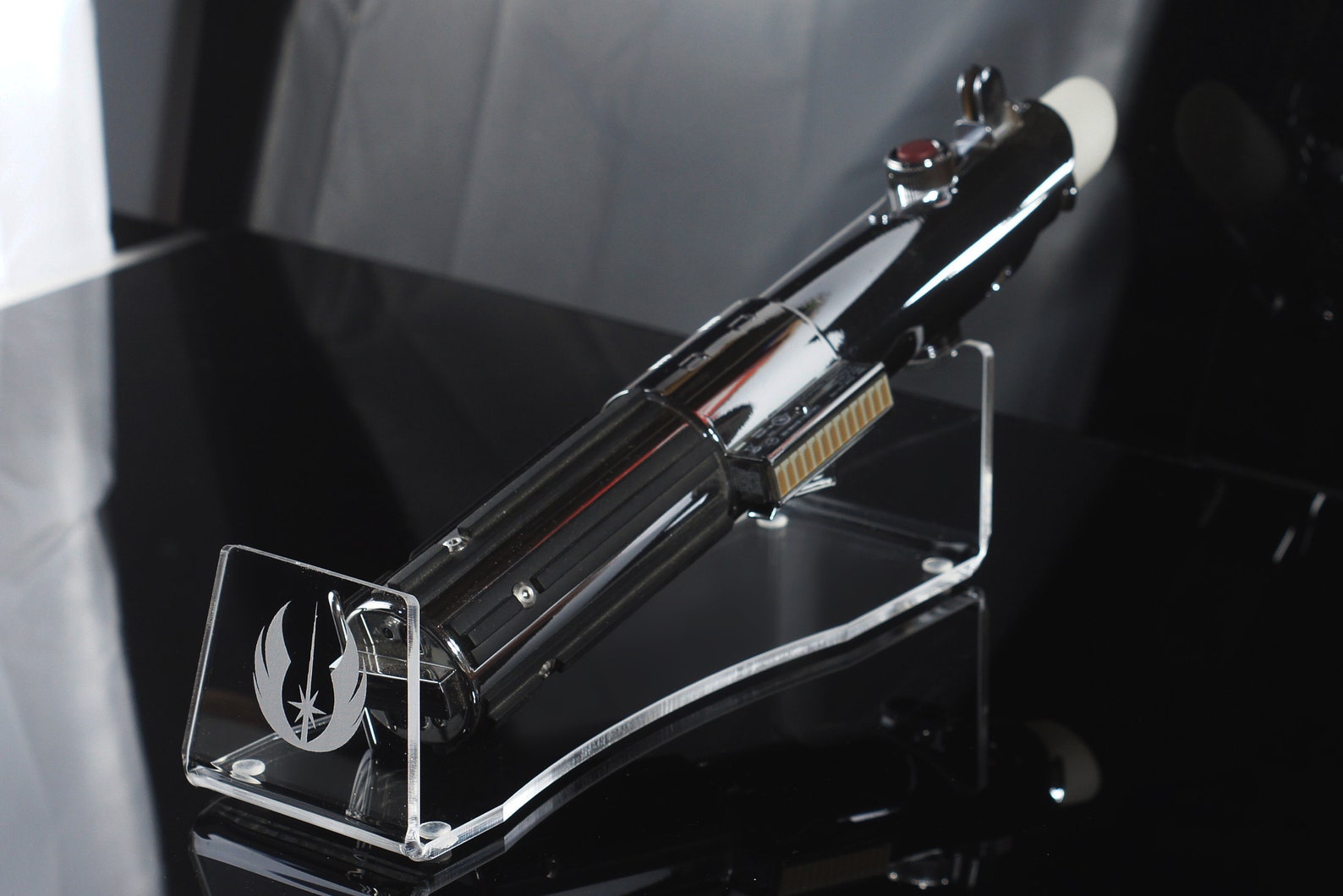 Lightsaber Stand Vertical Horizontaldisplayengraved - Etsy