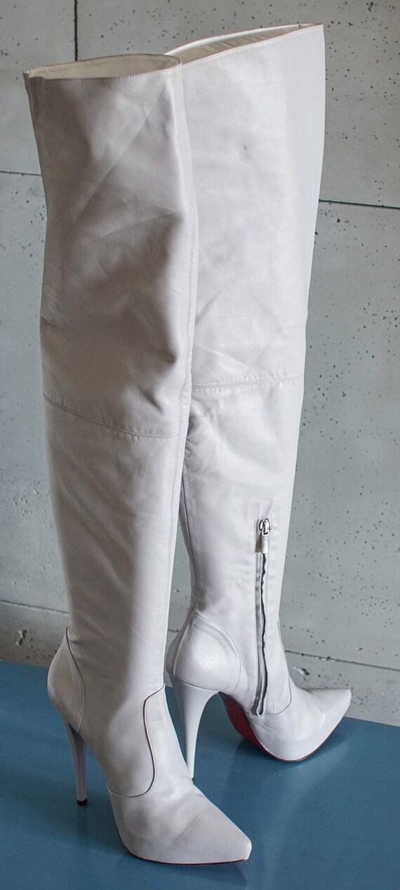EUR41 US10 1969 ITALY vintage grey over-the-knee boot… - Gem