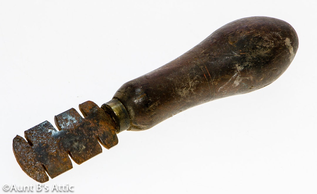 Antique Saw Wrest Saw Set Blade Sharpener 5 1/2" Wood & Metal Rustic ...