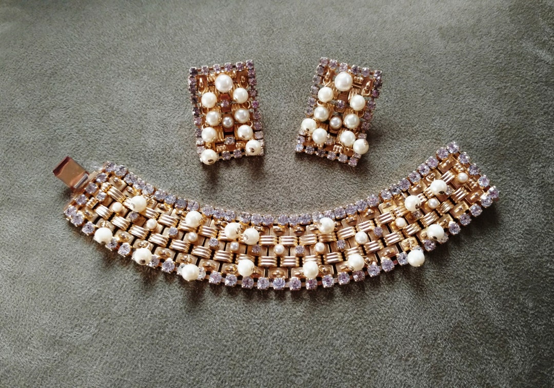 Vintage Hobe Bracelet and Earrings Set Hobe Rhinestone and Faux Pearl ...
