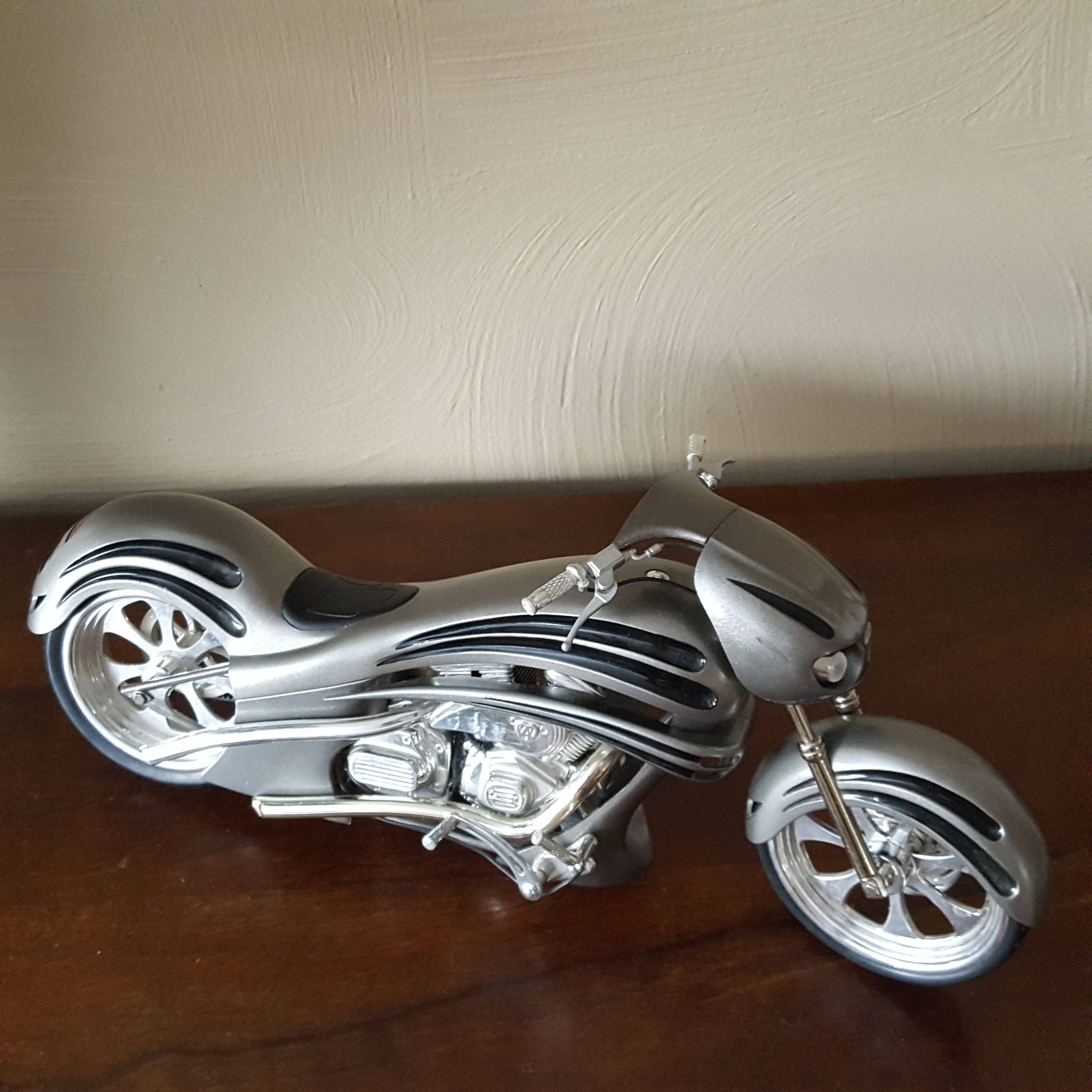 Vintage Motorcycle Model Custom Cruiser Motorcycle Model - Etsy Canada
