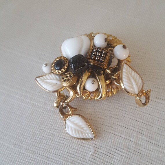 Vintage Brooch - Handcrafted Vintage Jewelry Brooch -… - Gem
