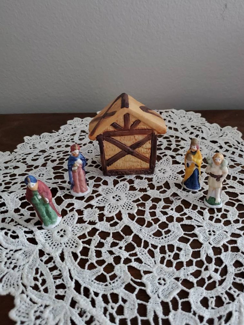 Vintage Lemax Dickensvale Nativity Scene Miniature Porcelain Nativity ...