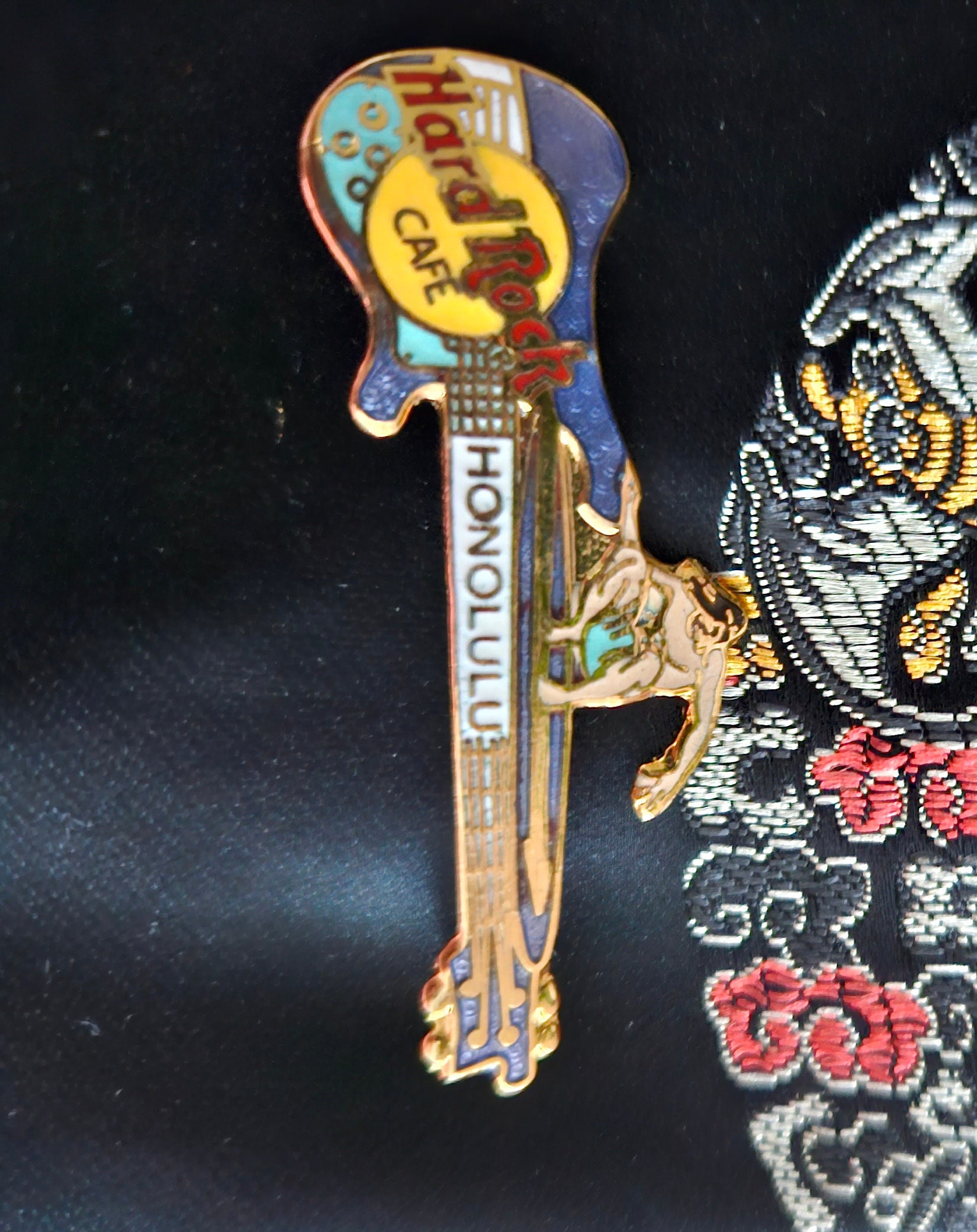 Vintage Hard Rock Cafe Honolulu Enamel Lapel Pin Hard Rock Cafe ...