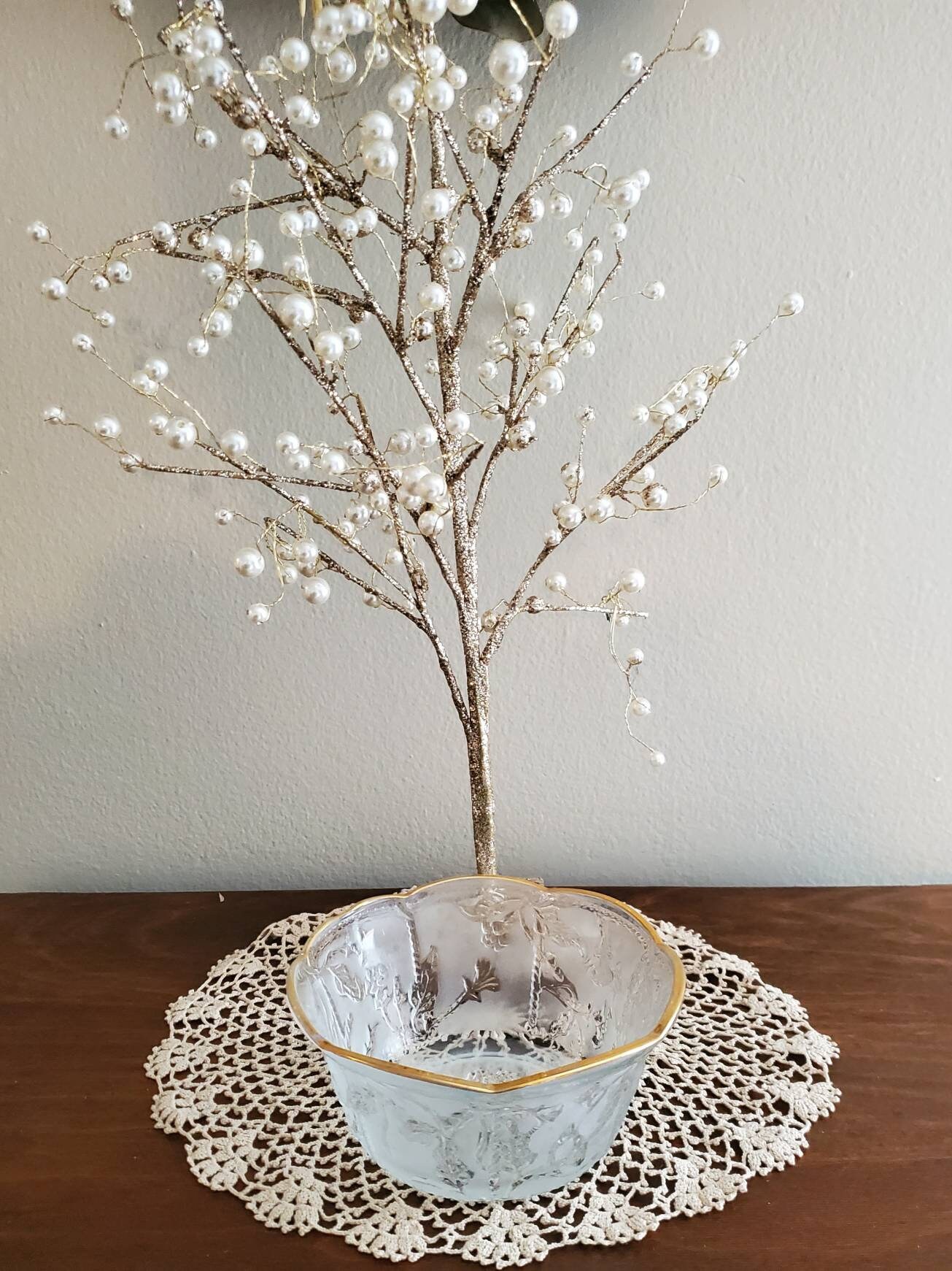 Vintage Gold Trimmed Scallop Glass Bowl Decorative Frosted Glass Bowl ...