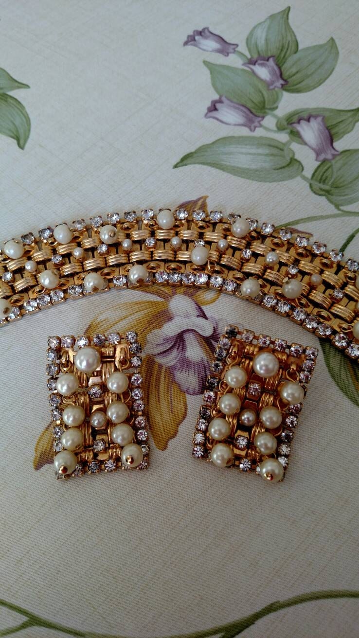 Vintage Hobe Bracelet and Earrings Set Hobe Rhinestone and Faux Pearl ...