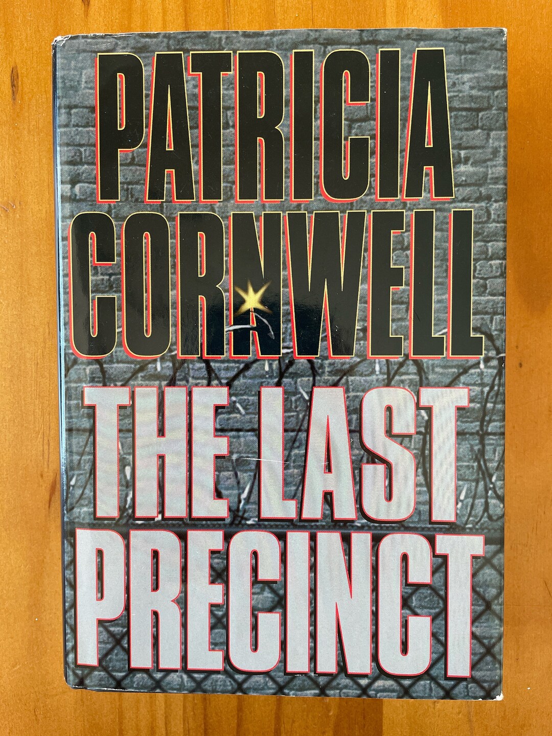 The Last Precinct by Patricia Cornwell, 2000 - Etsy