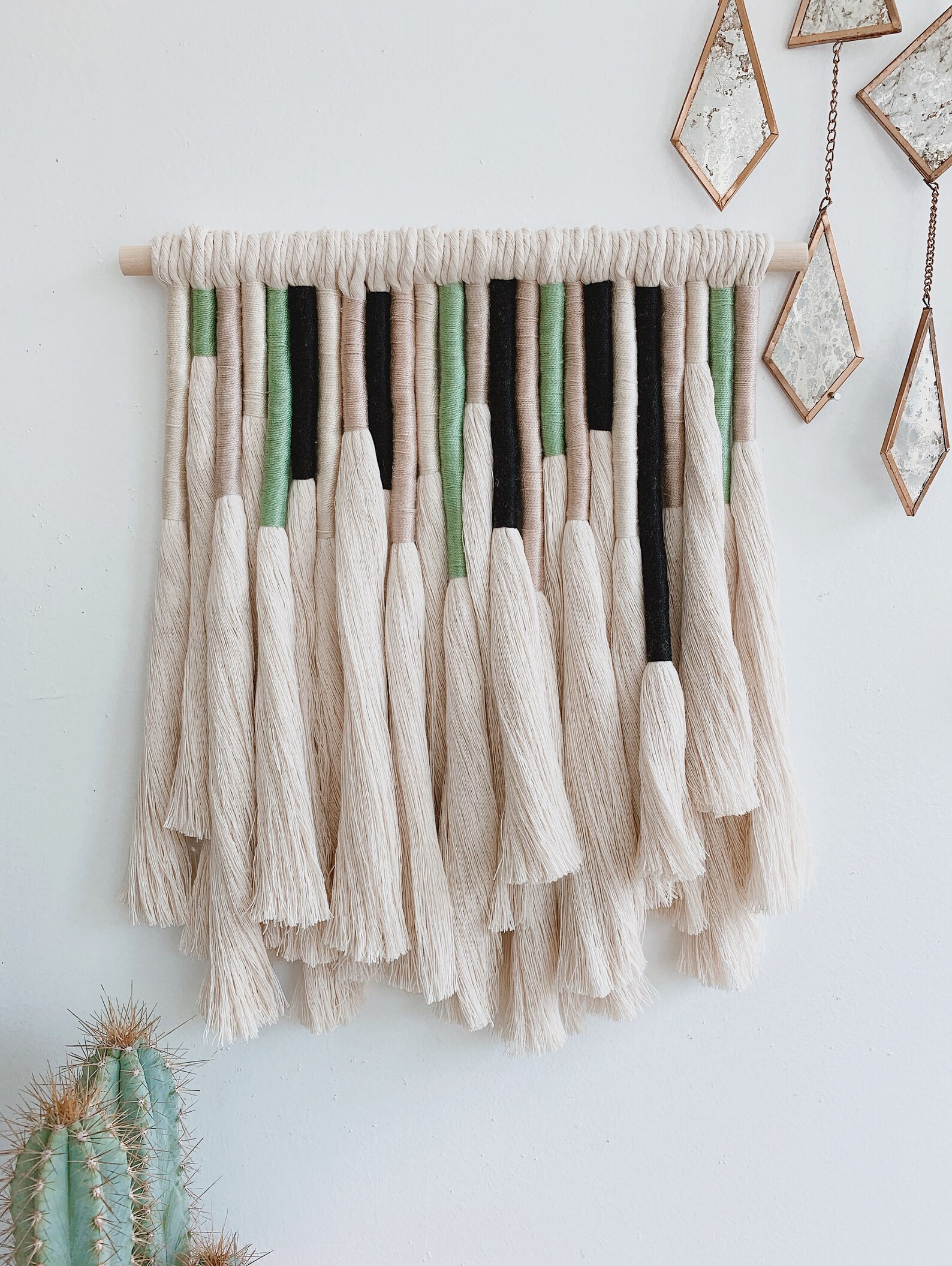Mariposa / Macrame Wall Hanging - Etsy