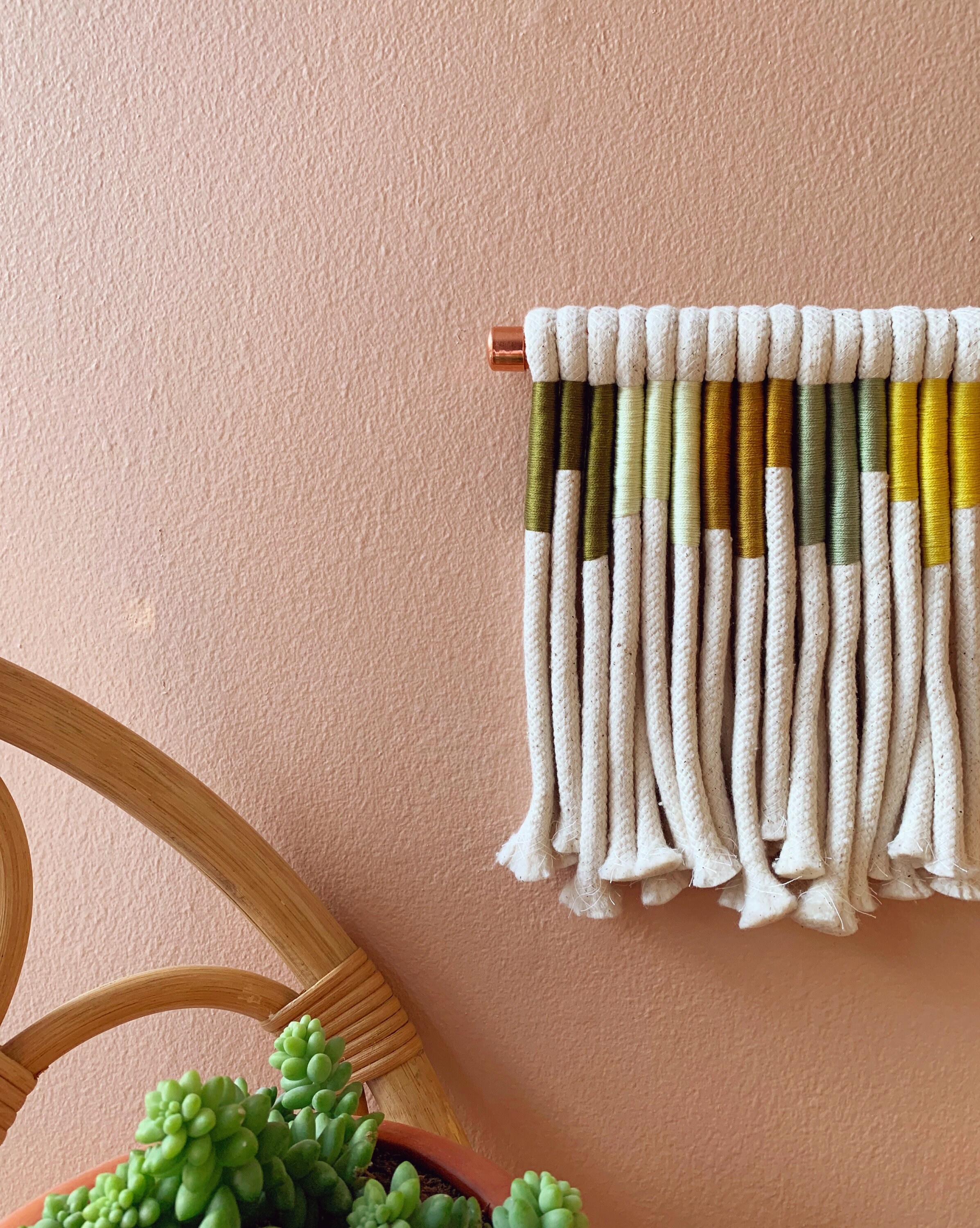 Mini Romy / Macrame Wall Hanging - Etsy