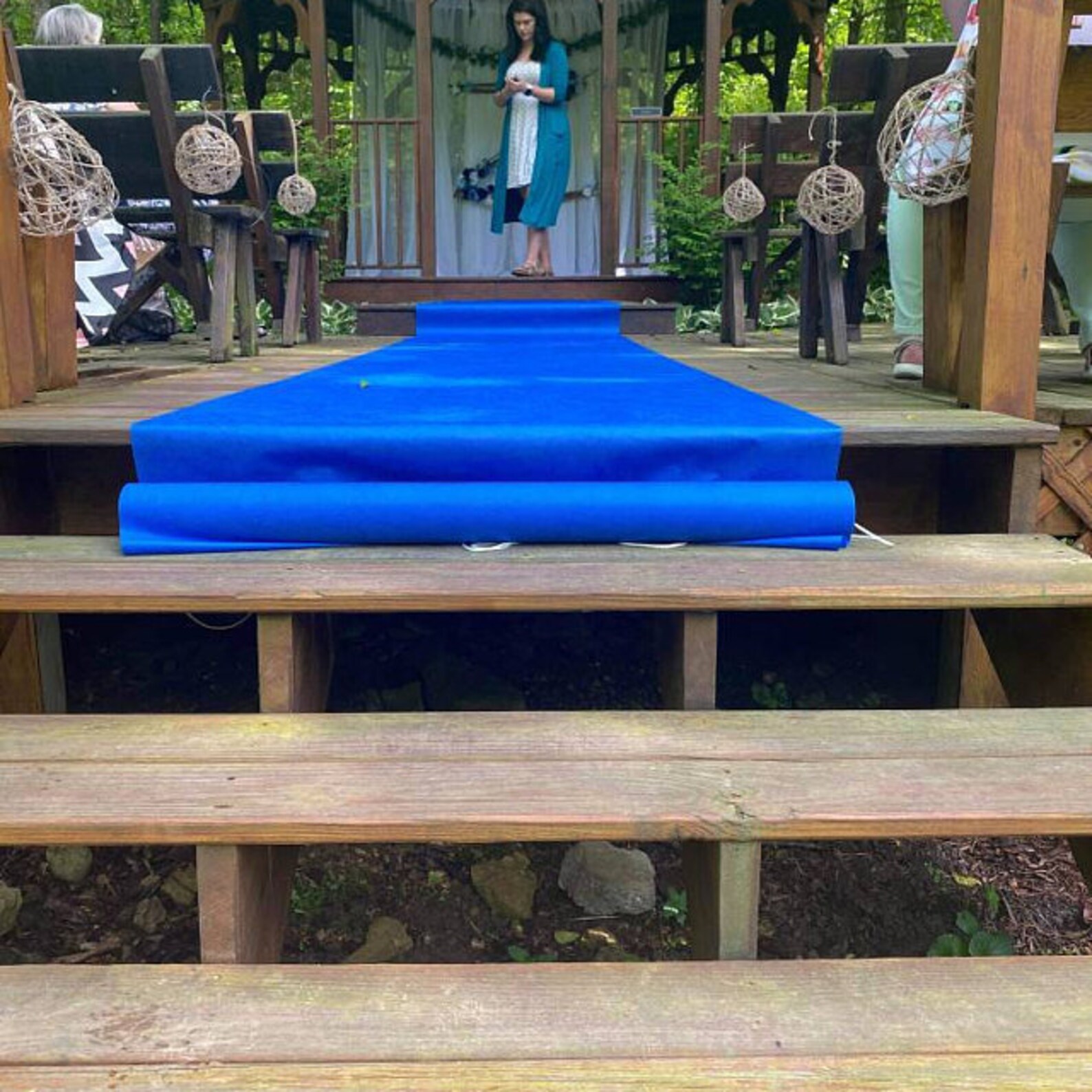 Royal Blue Aisle & Event Runner 100 Ft L X 38 in W Puncture Resistant ...