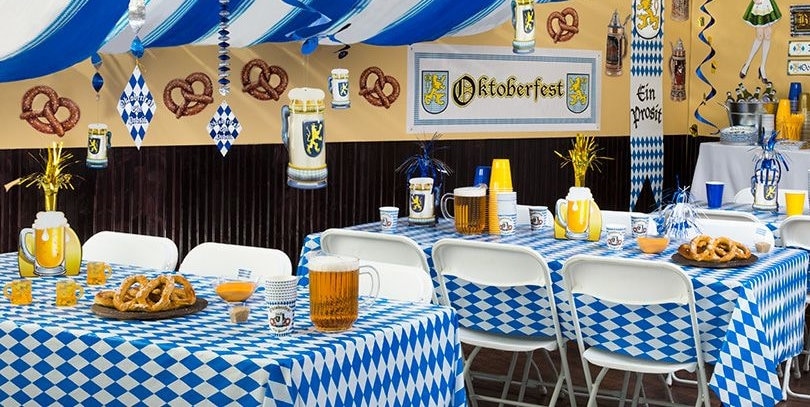 Oktoberfest Table Decorations