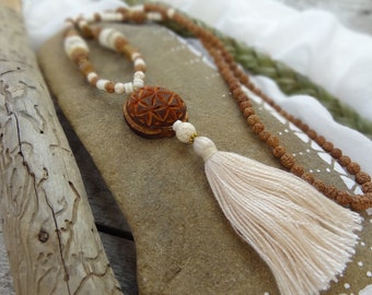 JUNGLE MALA Talisman.:.carved Avocado Seed and Natural | Etsy