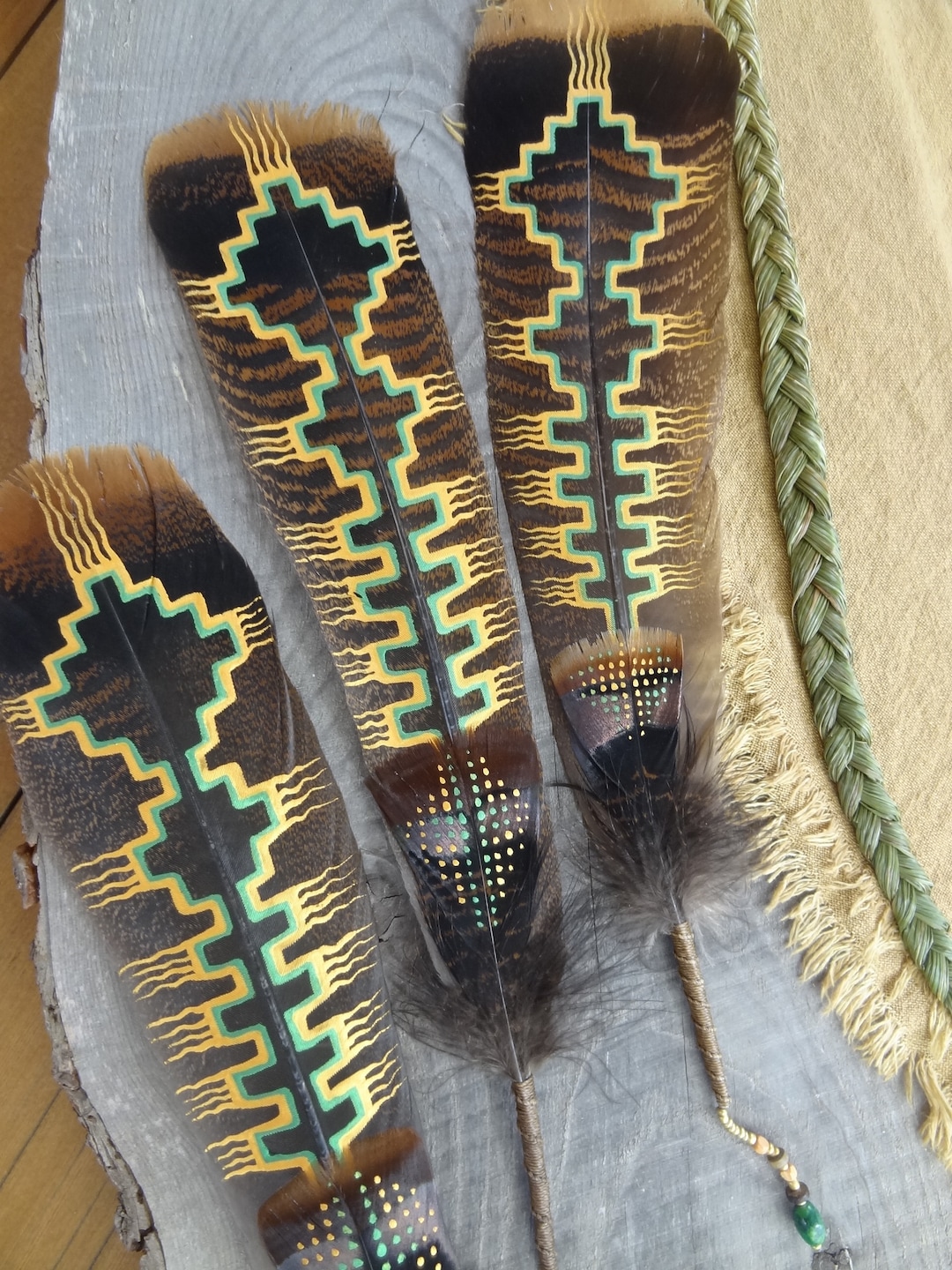 MADRE TIERRA.:. Painted Feather Fan//smudging//ceremony//prayer ...