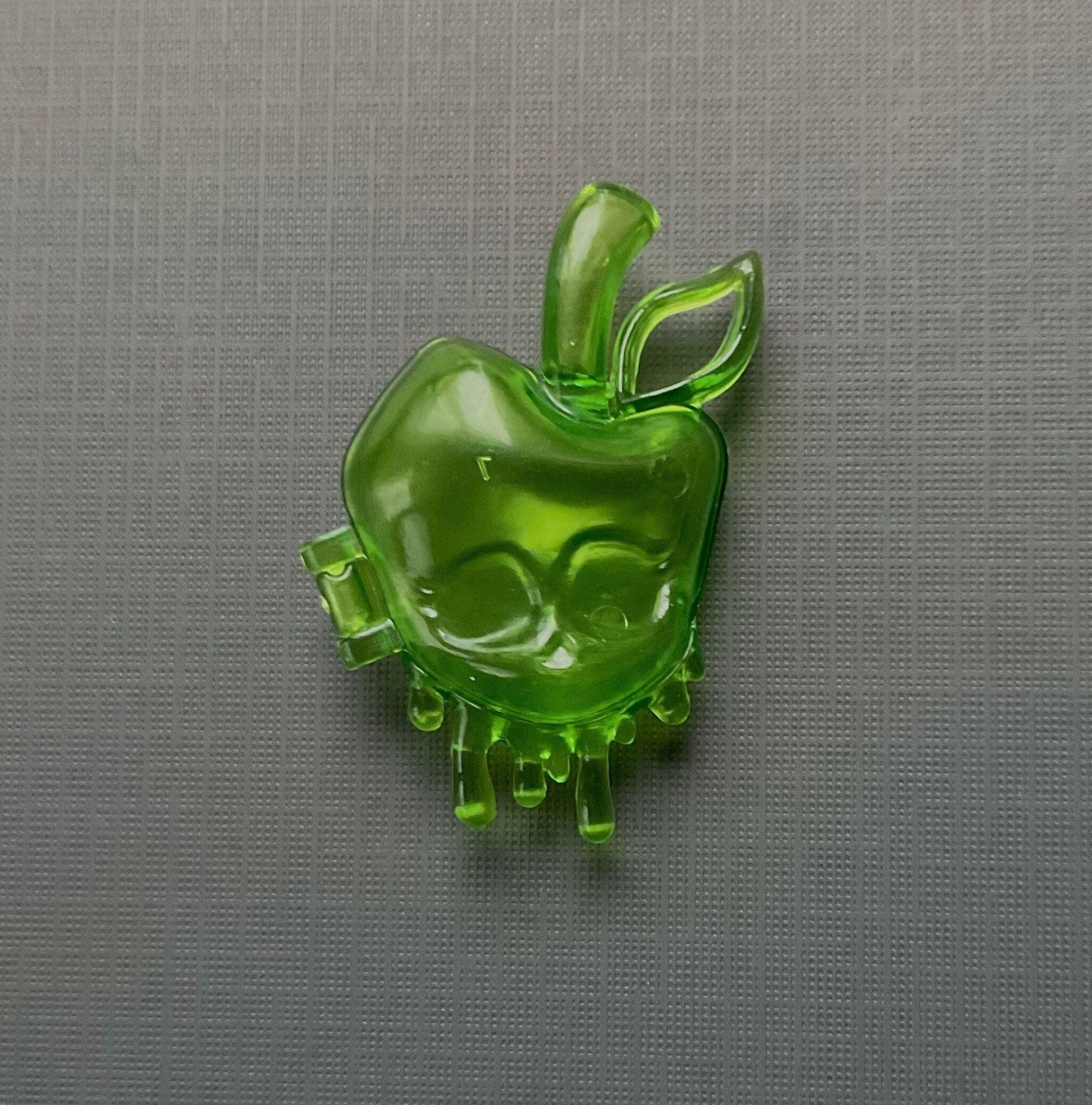 Monster High Draculaura Snow Bite Scarily Ever After Skull Purse ...