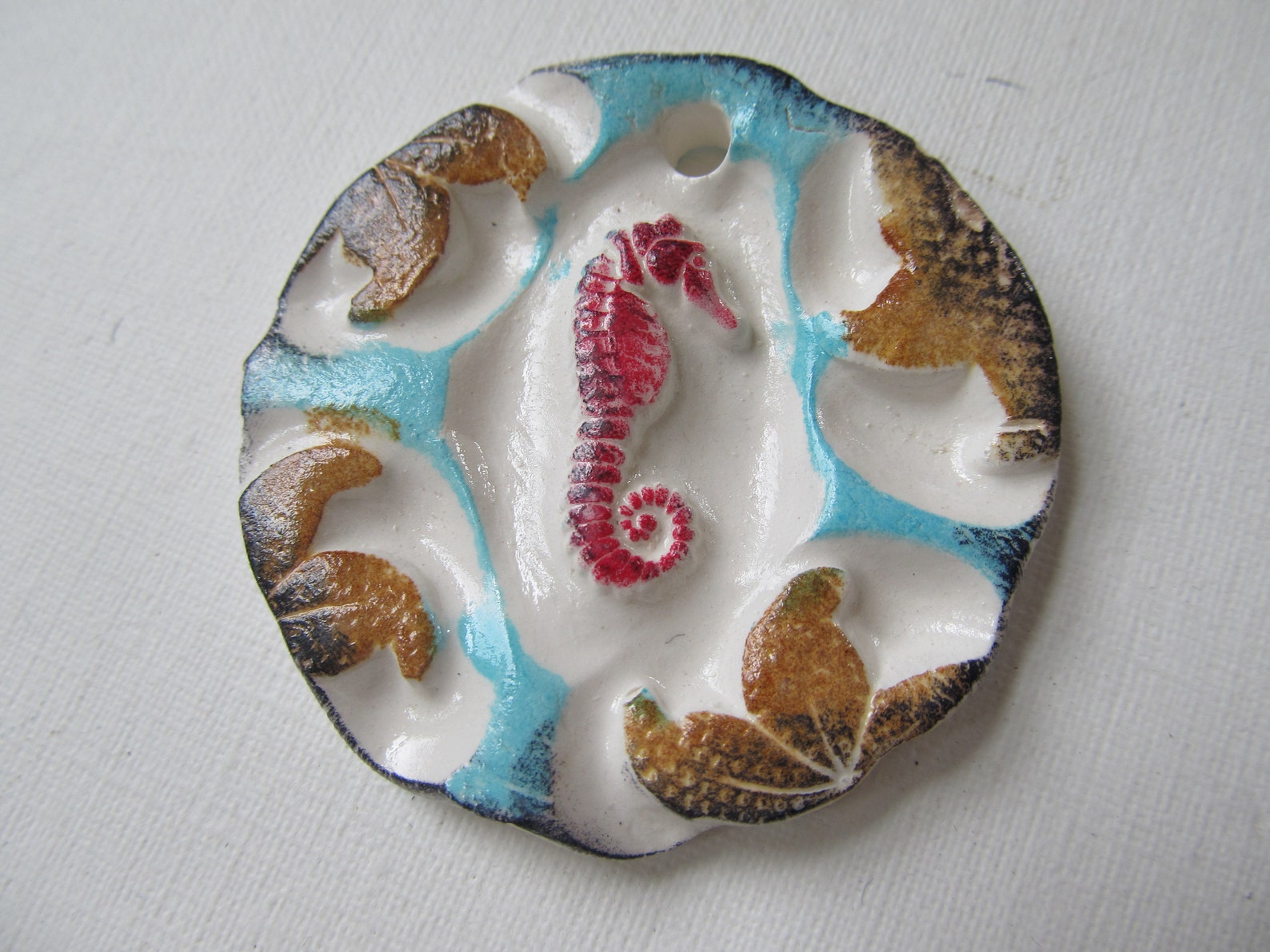 Beach Pendants/tags, Rustic Ceramic White, Blue & Brown, Seahorse ...