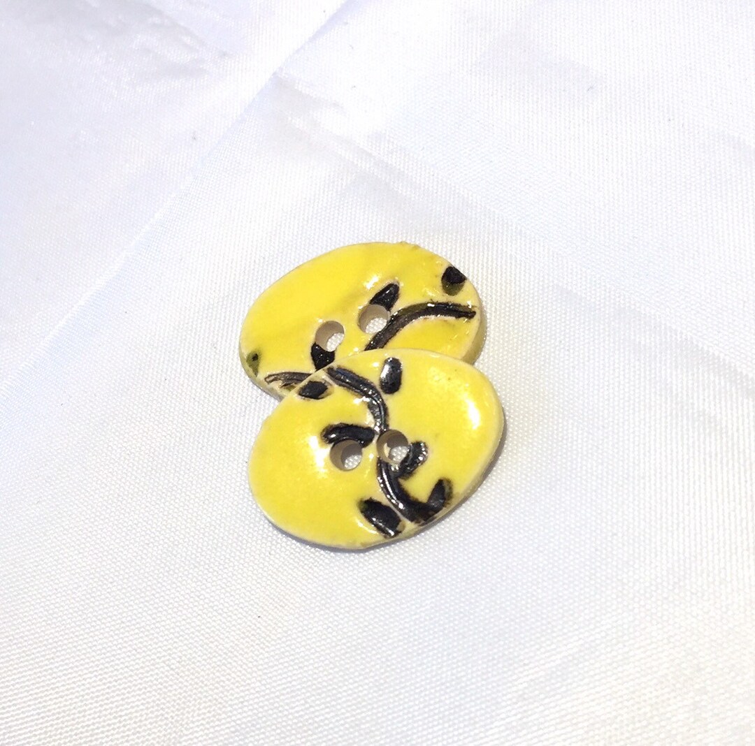 7/8 Butter Yellow Ceramic Buttons Oval Buttons - Etsy
