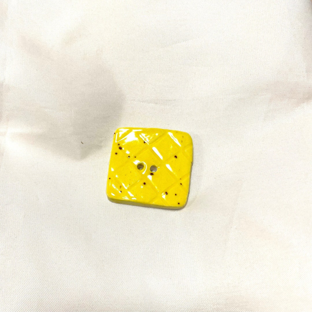 1 3/16" Yellow Speckled Square Buttons Textured - Ceramic Buttons ...