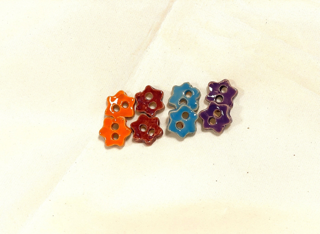 1/2" Miniature Flower Buttons - Ceramic Button - Mini Daisy Buttons ...